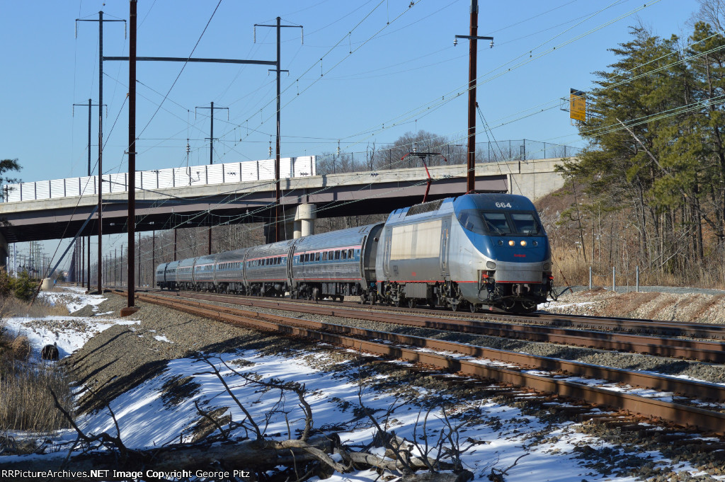 Amtrak train 184(30)